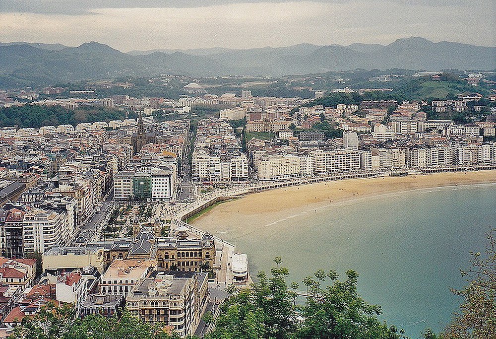 All Luxury Apartments - Ultimate San Sebastian Guide by Neighborhood